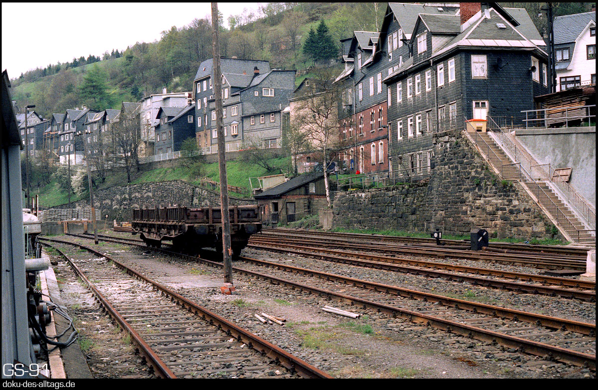 Strecken und Bahnhöfe